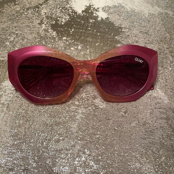 Quay Australia | Accessories | Nwt Box Quay Pink Gold Sunglasses Style ...